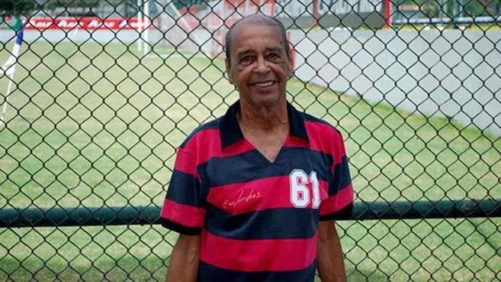 Murió Carlinhos, uno de los grandes ídolos del Flamengo