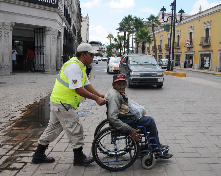 Por ley, preferencia para discapacitados