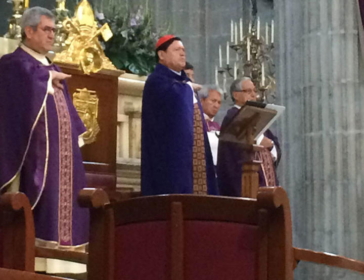 La Arquidiócesis critica logística en visita del Papa