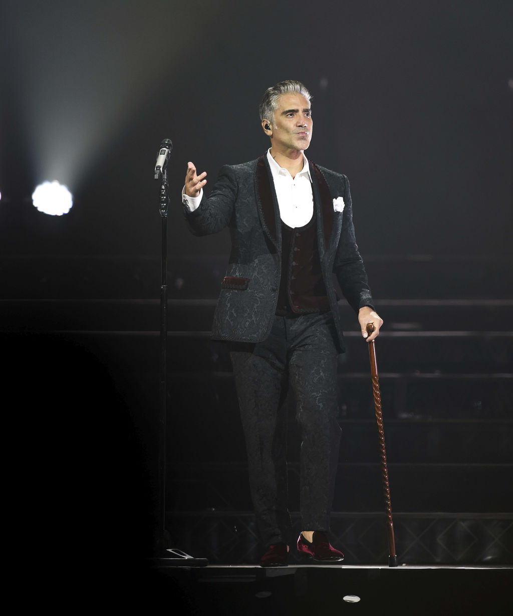 Recomiendan llegar temprano a show de Fernández