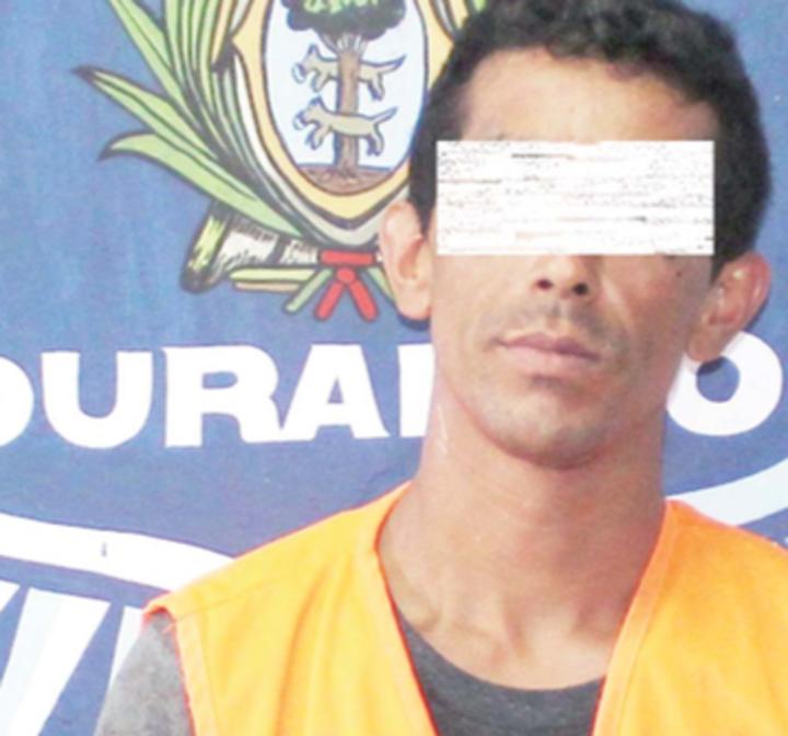 Allanó y dañó negocio