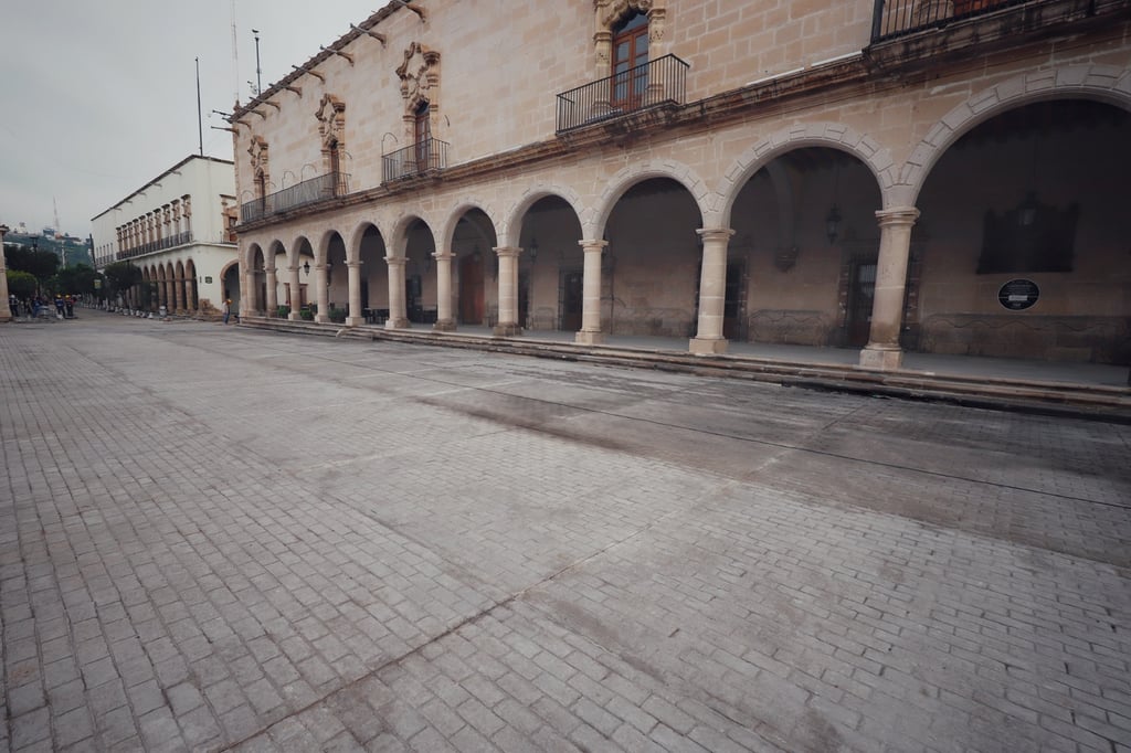 Avanzan trabajos para mejorar la imagen del corazón de la ciudad de Durango