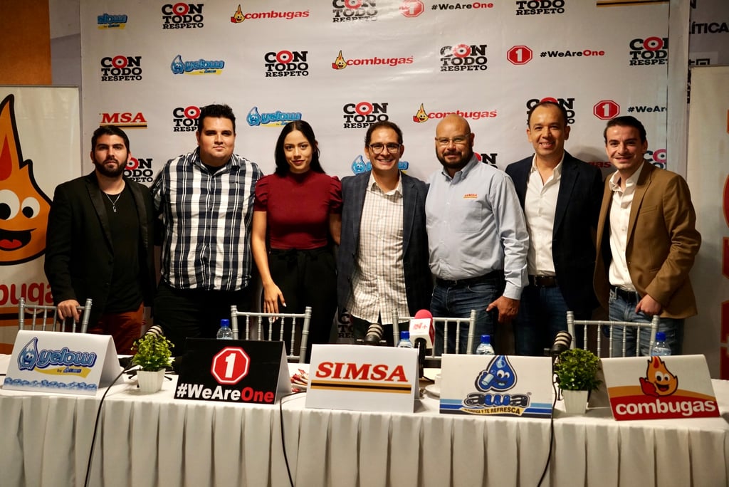 Presentan programa de radio 'Con todo respeto'