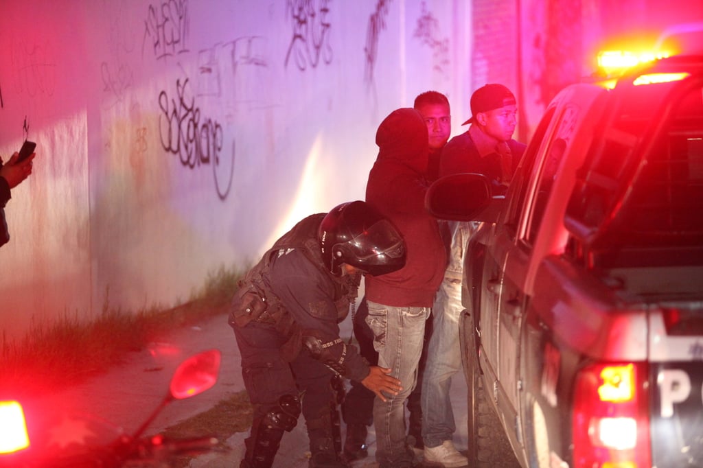 Los arrestan por presuntamente robar