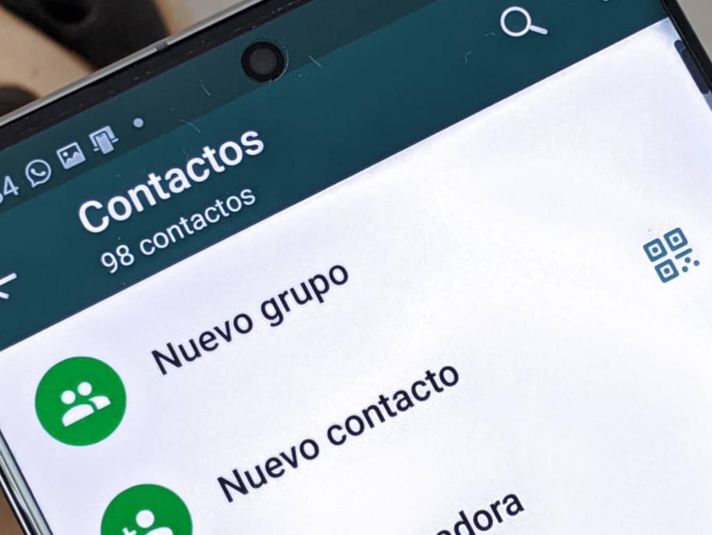 ¿Cómo enviar mensajes de WhatsApp a contactos no agregados?