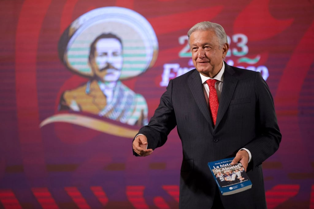 AMLO presume que es el tercer 'streamer' más popular en habla hispana