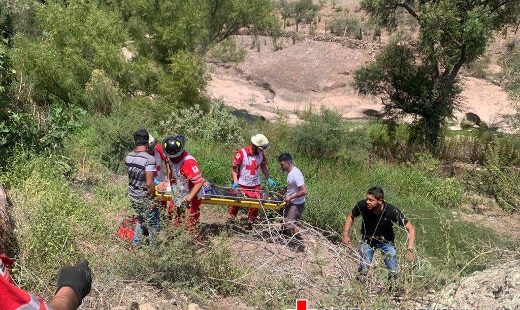 Sexagenario resultó electrocutado mientras paseaba en Santiago Papasquiaro