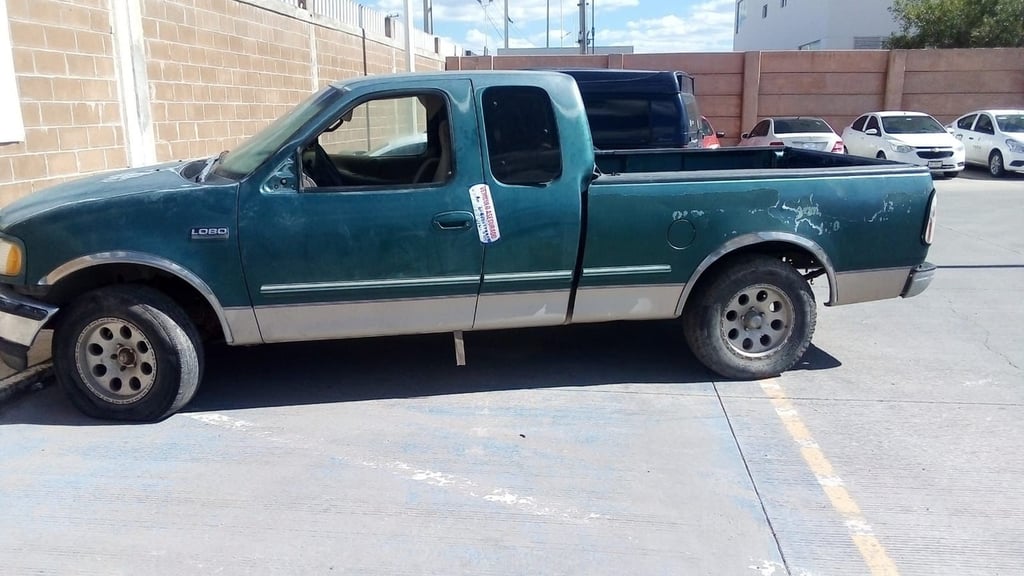 Encuentran en Durango una camioneta con reporte de robo en Chihuahua