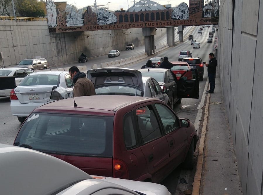 Se registran tres accidentes consecutivos en el desnivel 11-40 de Gómez ...