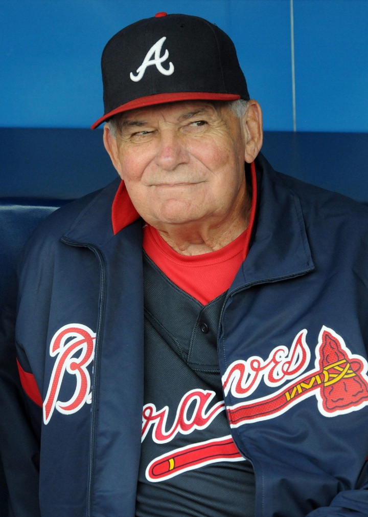 Bobby llega a la cabeza de Bravos