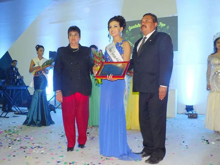 Diana es electa Reina de la Feria