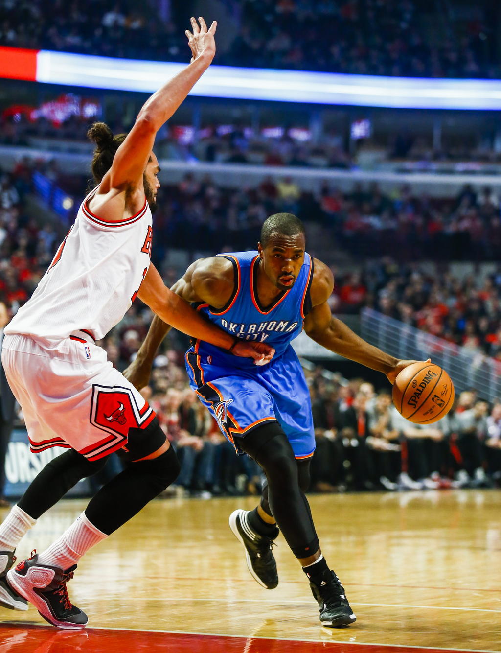 Thunder podría perder a Ibaka por el resto de la temporada