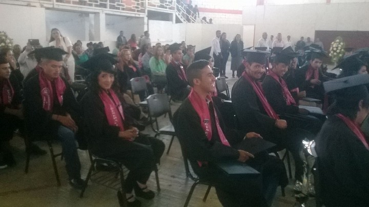 Graduación del CBTF 1 de El Salto