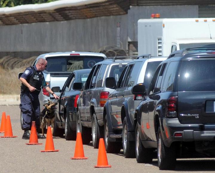Quieren reducir ingreso de autos usados a México