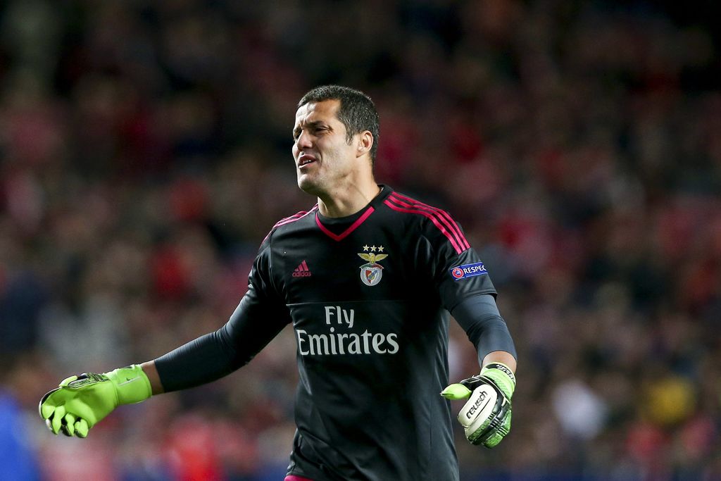 Júlio César acalla rumores sobre renovación con el Benfica