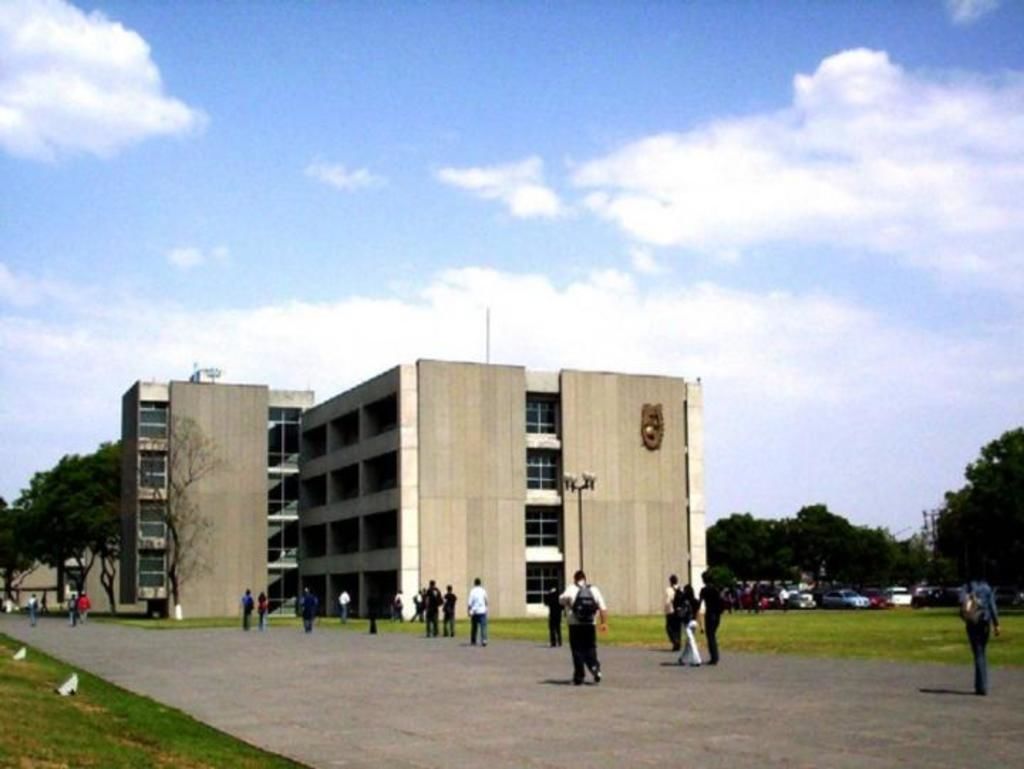 1980: Se celebra el primer Día del Instituto Politécnico Nacional
