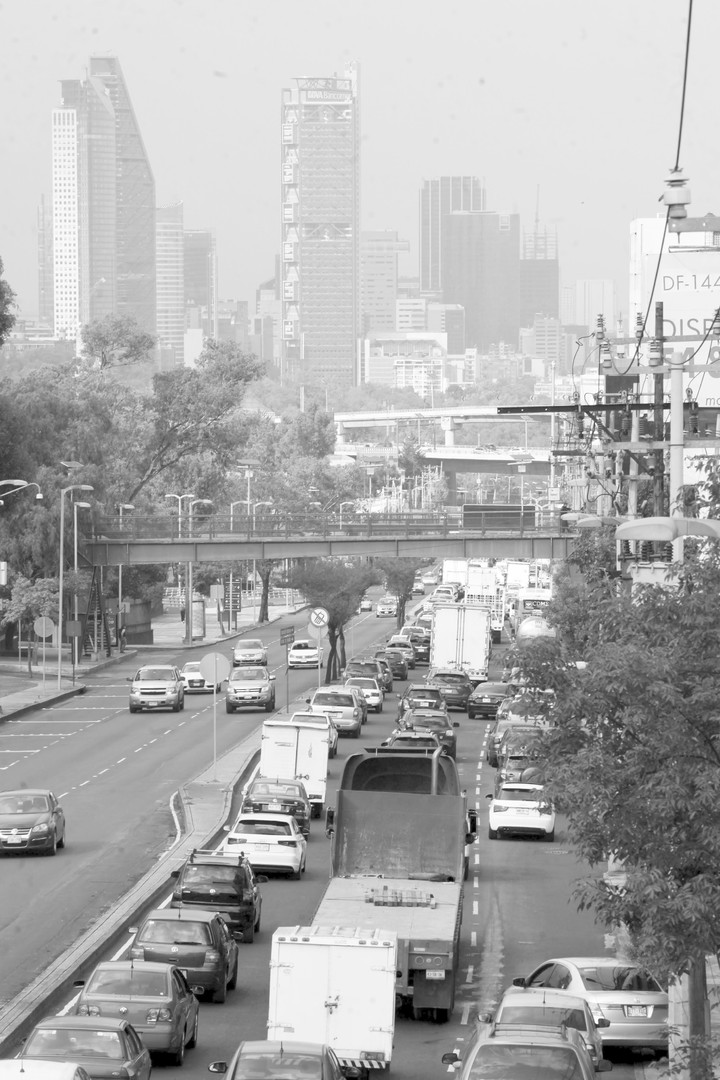 'Con más smog que la CDMX, 8 ciudades'