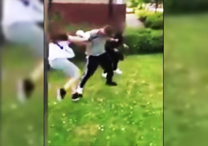 Niñas golpean brutalmente a joven
