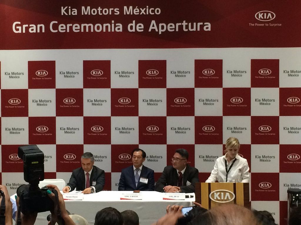 Inaugura Kia planta en La Pesquería