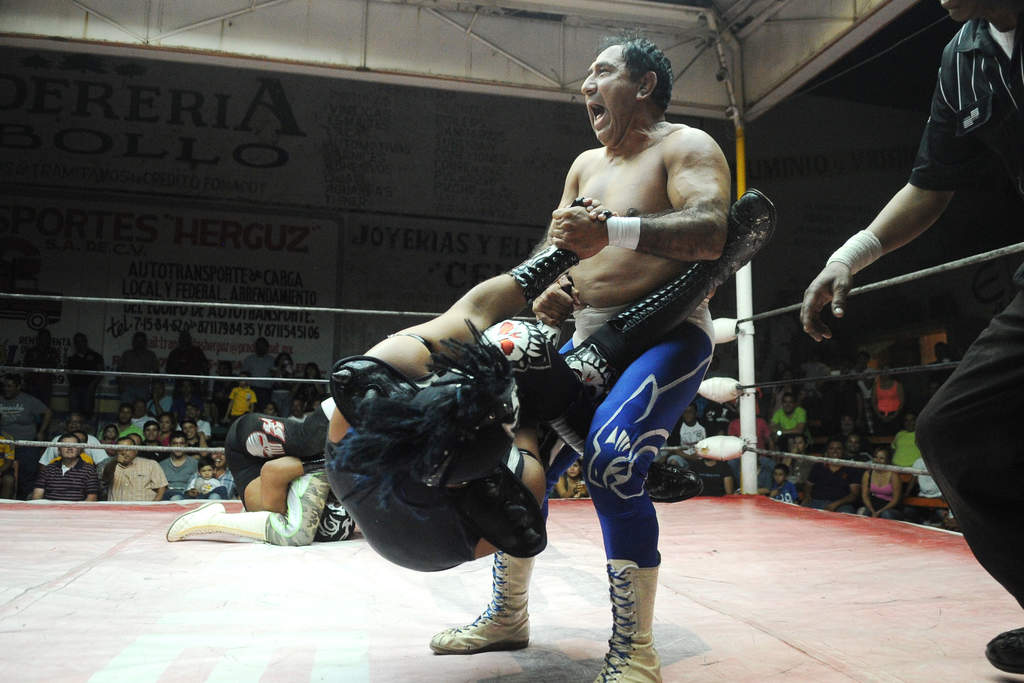 Celebra Arena Olímpico su 62 aniversario