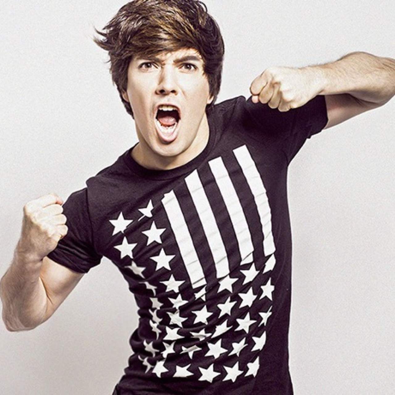 Roger se identifica con su personaje en Sing