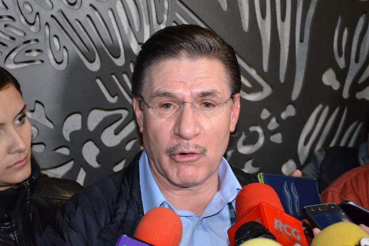 Analizará Aispuro impacto de posible incremento al transporte