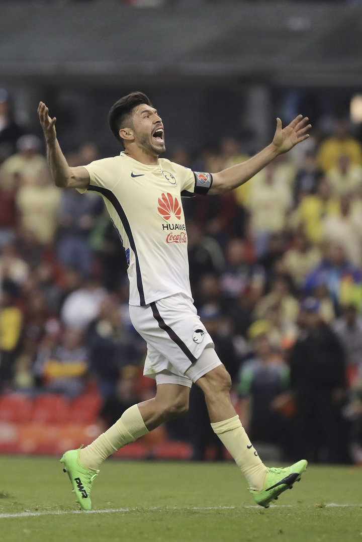 Peralta salva al América