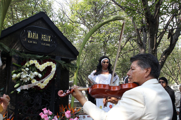 Recuerdan a María Felix