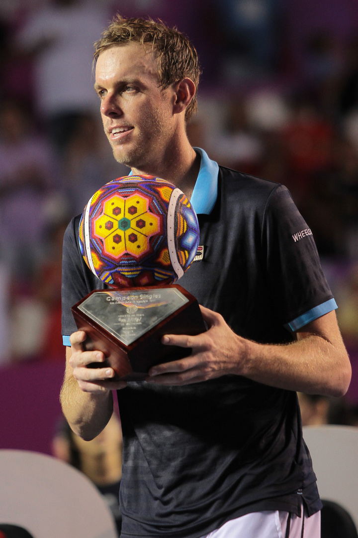Querrey se corona en México