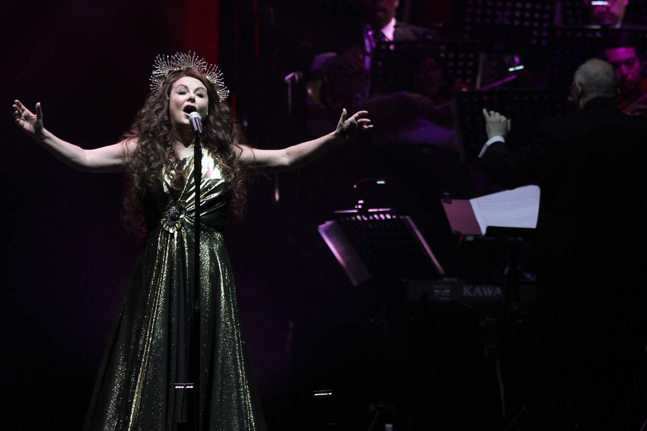 1960: Nace Sarah Brightman, soprano y actriz británica de fama ...