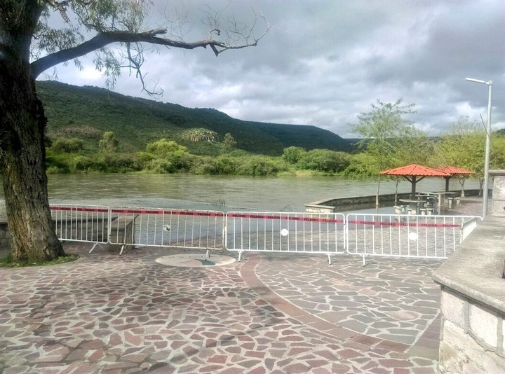 Cierre parcial en El Pueblito