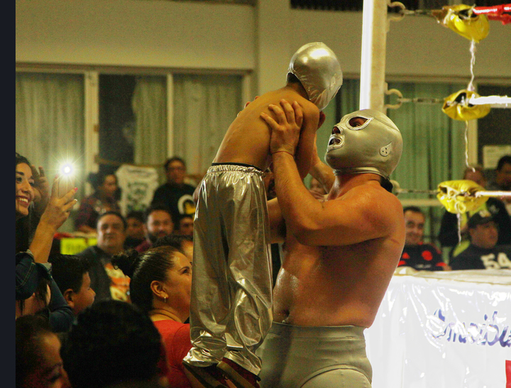 Santo Jr. se presenta con victoria en Durango