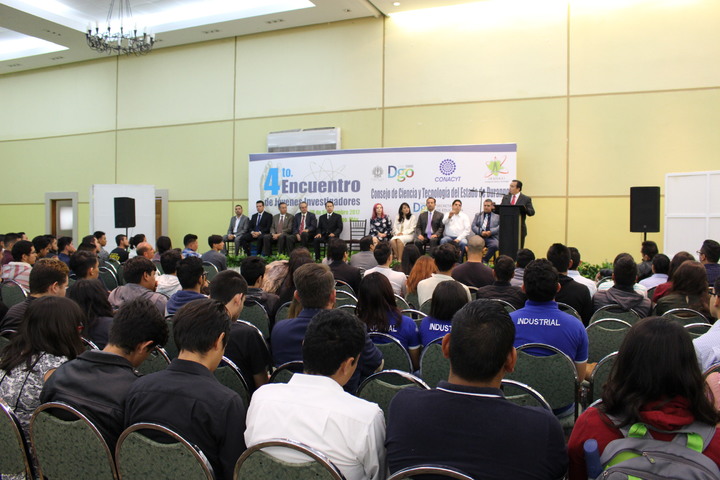 Apoyan a jóvenes investigadores del ITVG