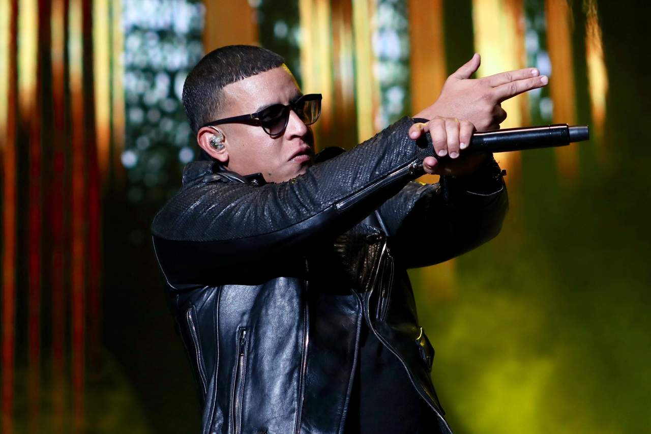 1977: Nace Daddy Yankee, famoso cantante, actor, productor, locutor de ...