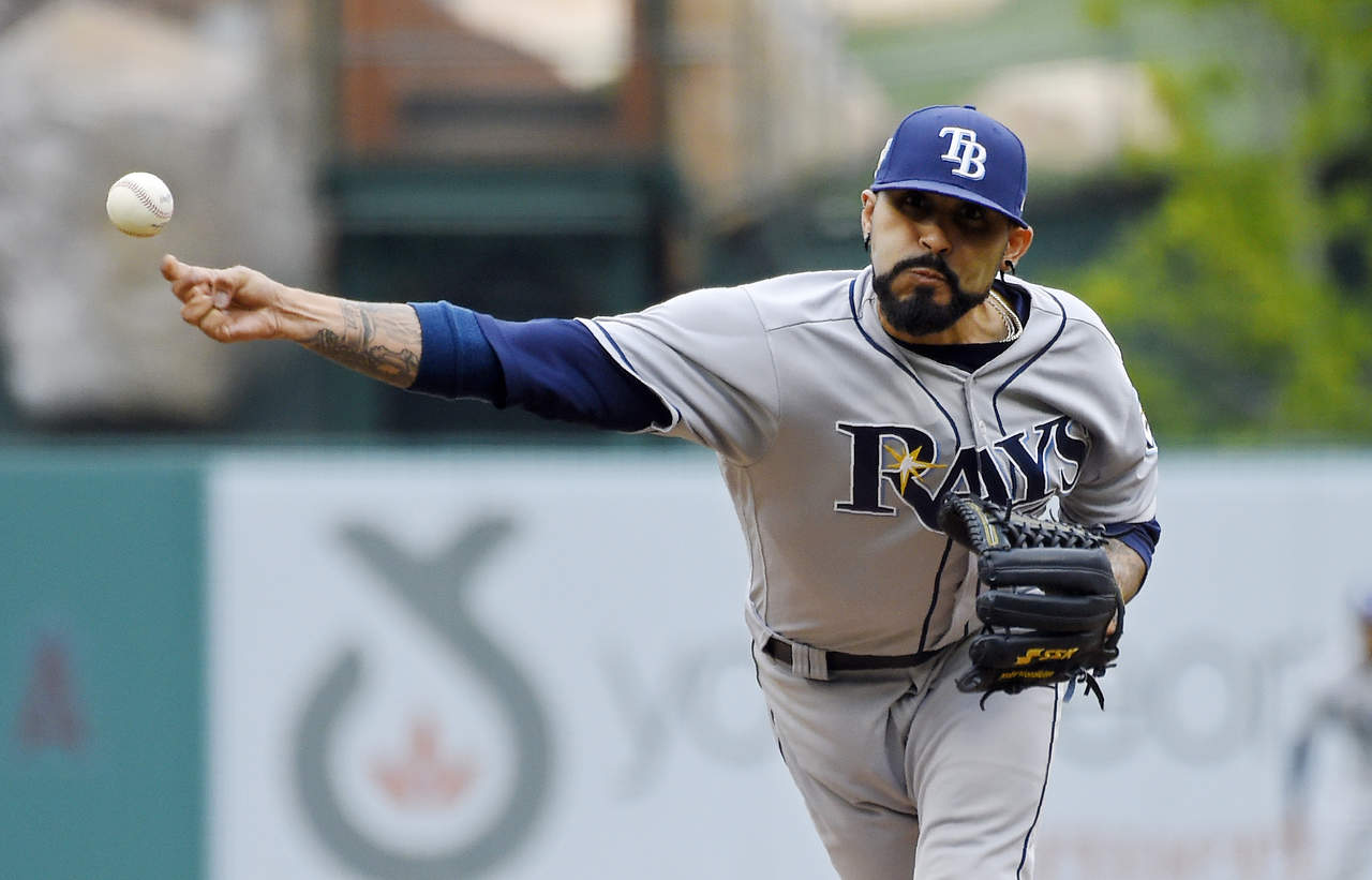 Romo hace historia en MLB al abrir dos juegos consecutivos