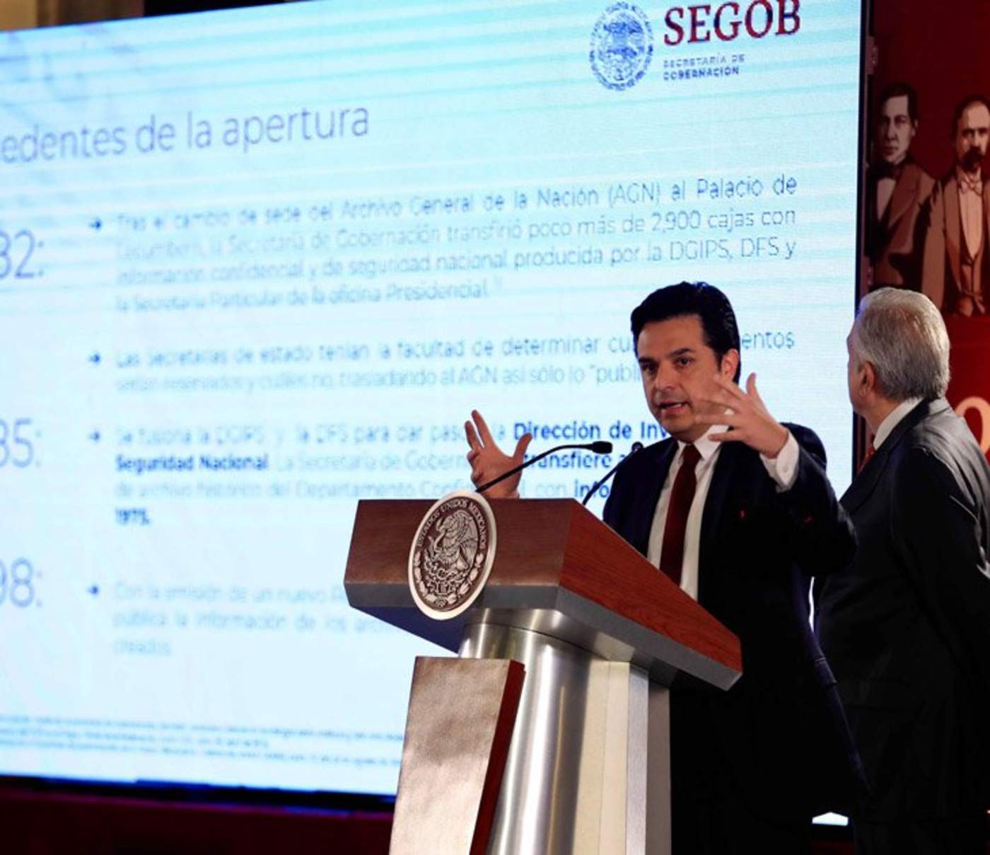 A la luz secretos del Cisen