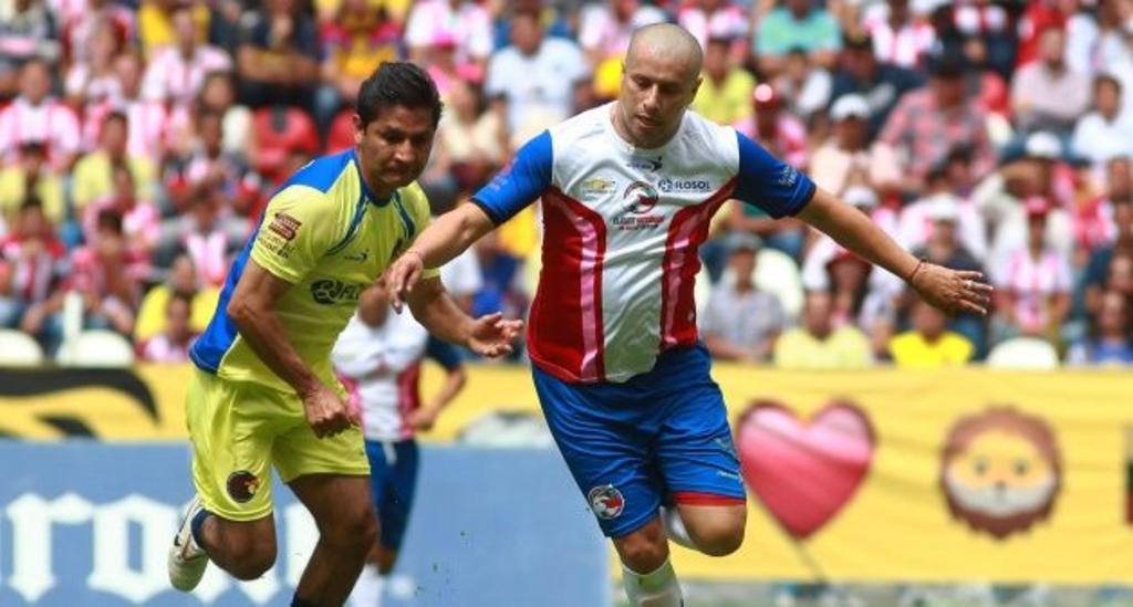 Chivas debe seguir el ejemplo del América: Adolfo 'Bofo' Bautista