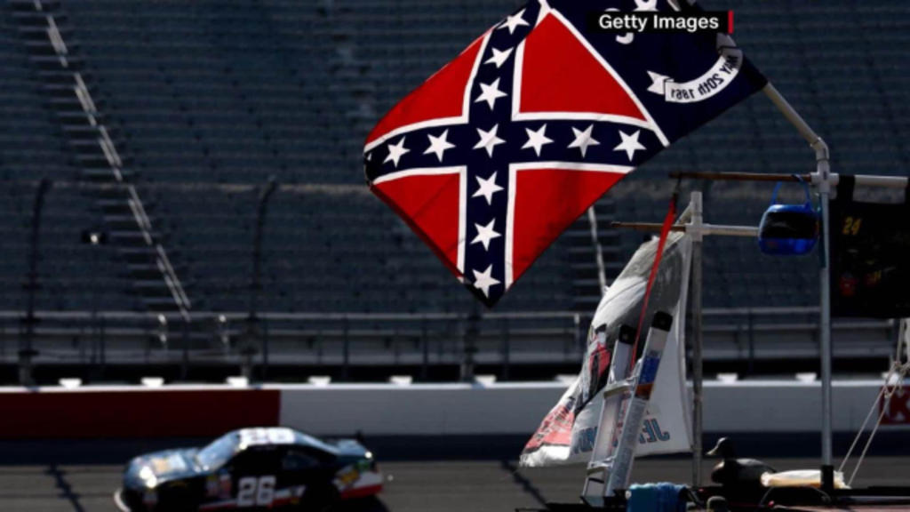 Banderas confederadas no volverán a ondear en la NASCAR