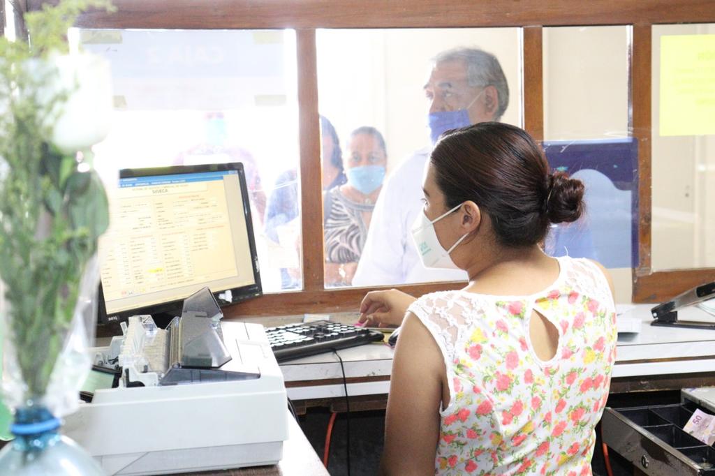 Buena respuesta en programa de regularización de morosos en el Simas San Pedro