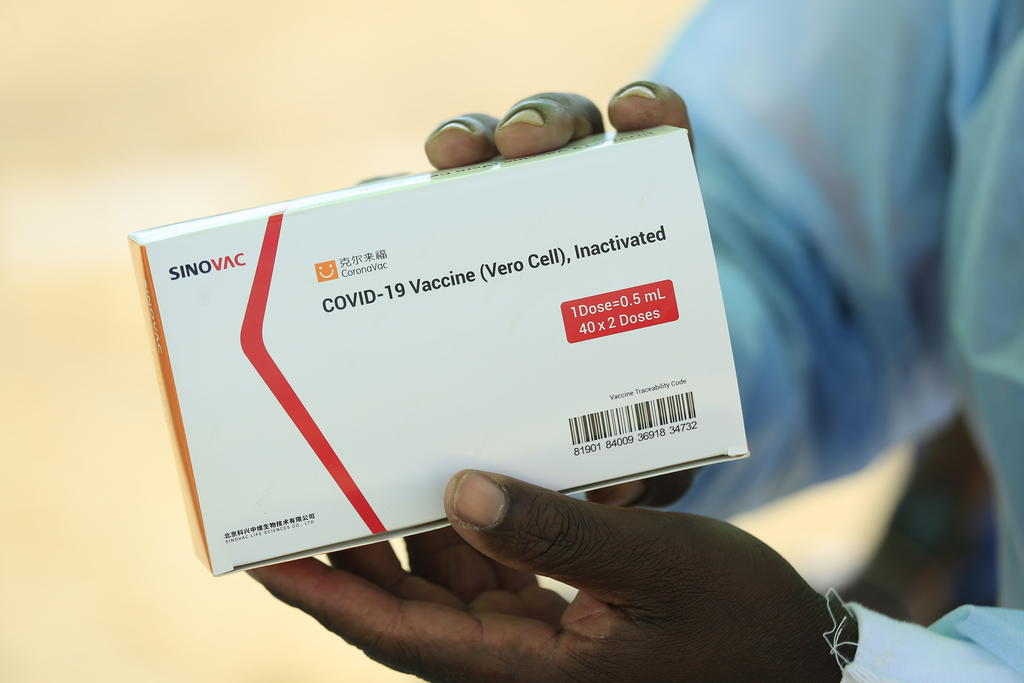 Una tercera dosis de la vacuna de Sinovac eleva los niveles de ...