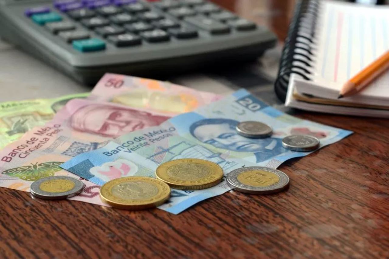 Salario mínimo a 240 pesos por día en 2024