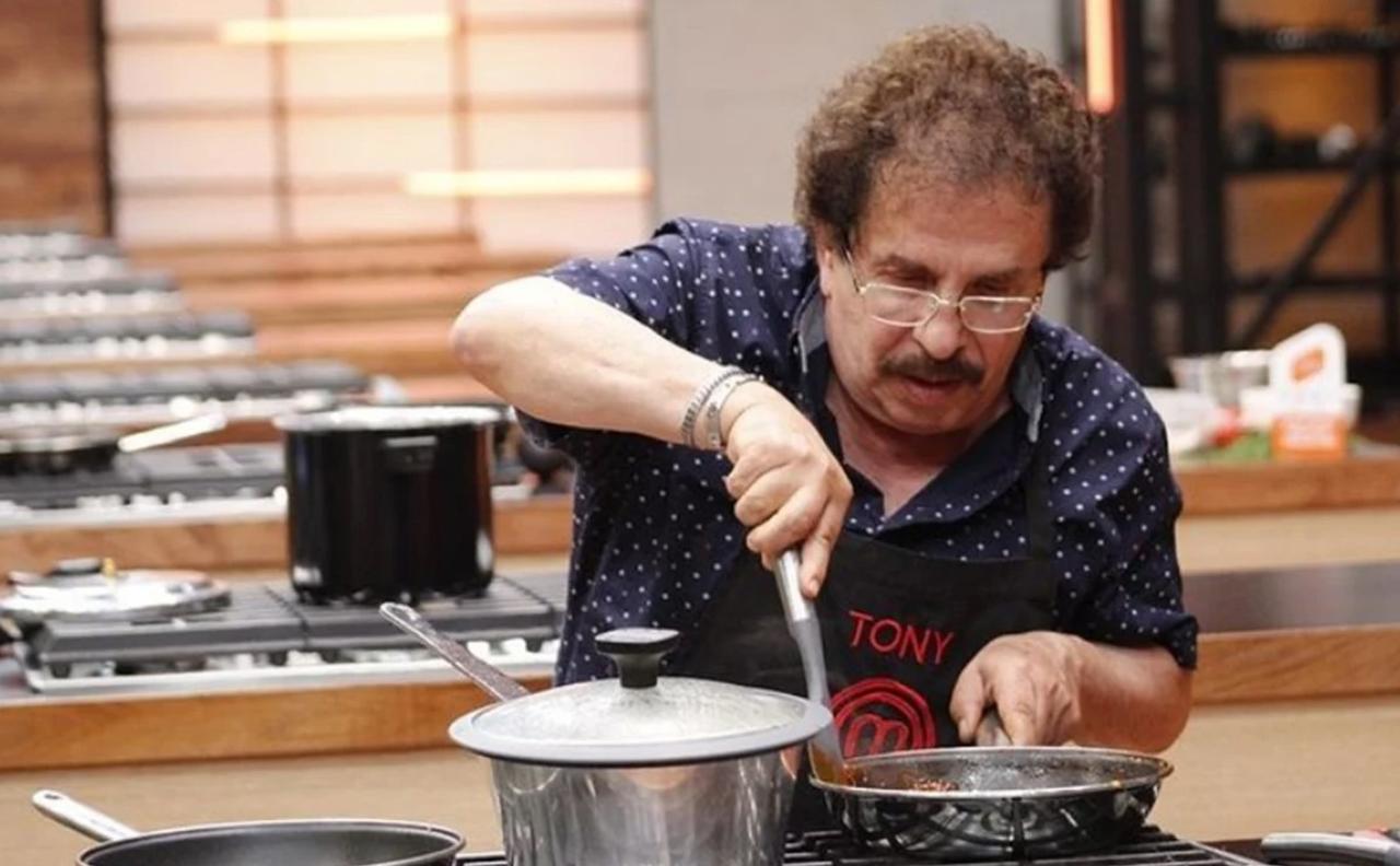 Tony Balardi le dice adiós a la cocina de MasterChef Celebrity