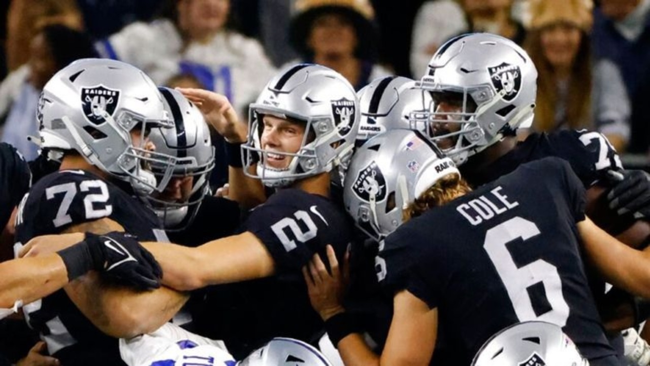 Raiders derrotan a los Cowboys