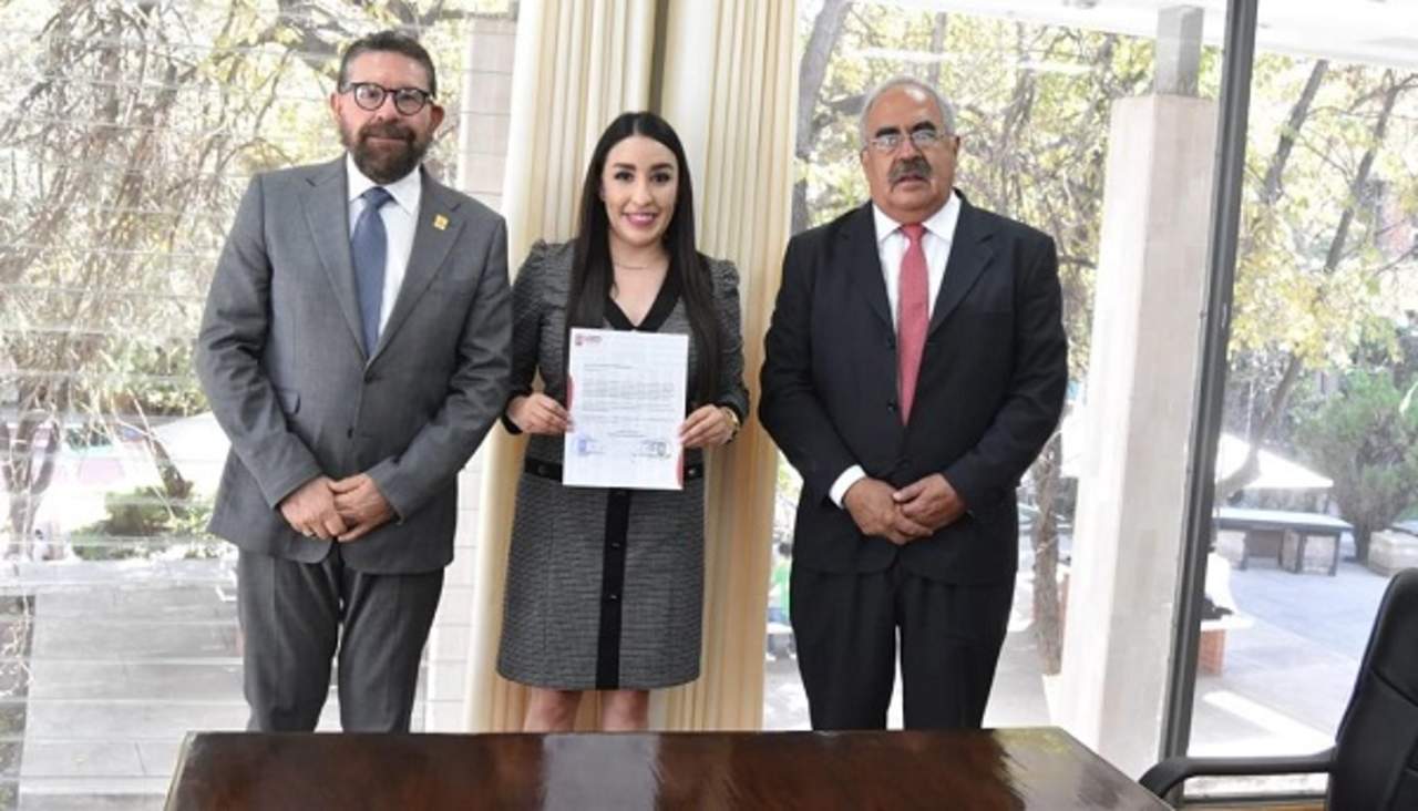 Nueva Jefa de Posrgrado en la FECA