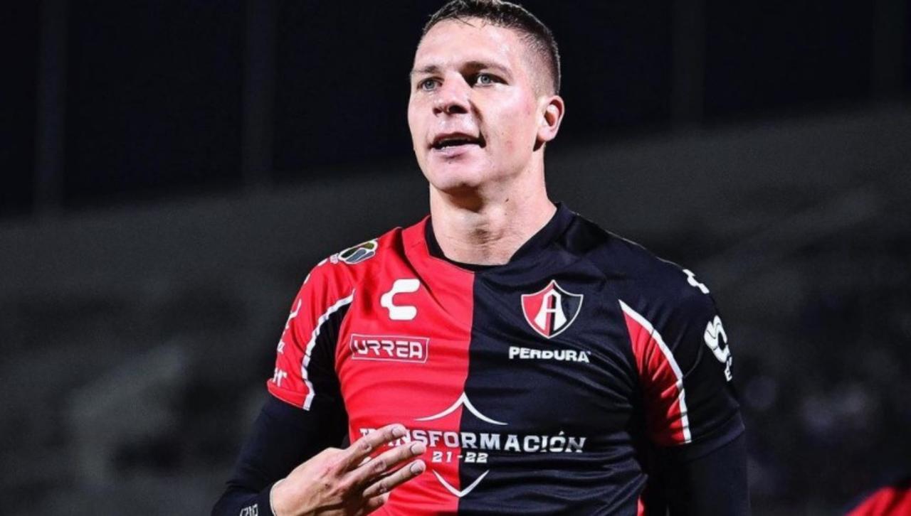 Julio Furch le da la ventaja a Atlas en semifinal de ida ante Pumas