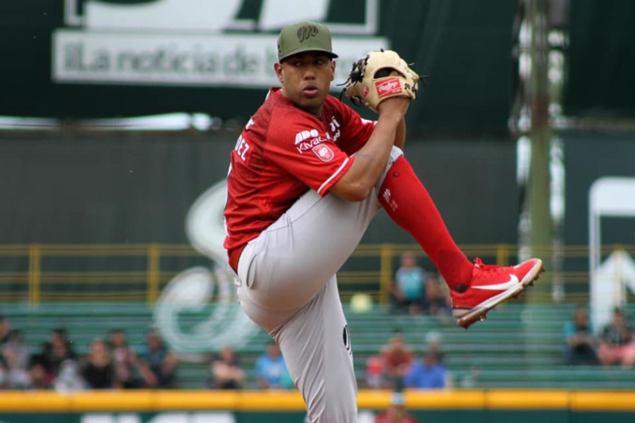 Roberto Osuna regresa con los Diablos