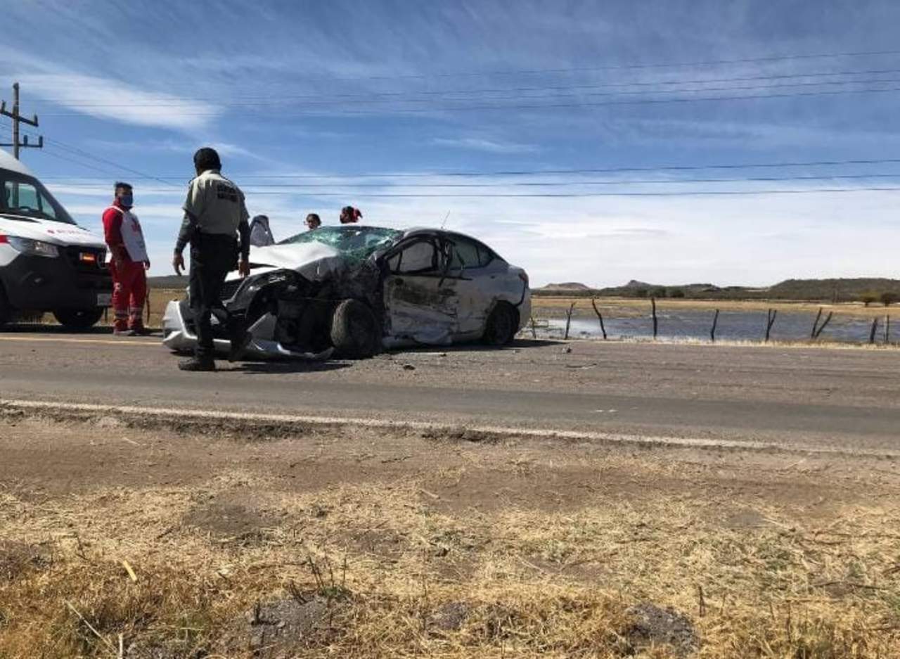 Choque sobre la carretera libre a Torreón deja 4 lesionados