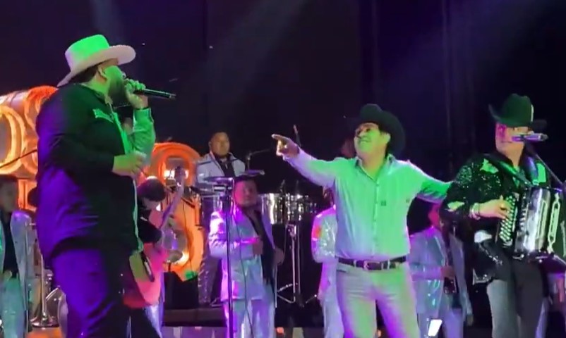 Los Dos Carnales comparten el escenario con Abel López, cantante de ...