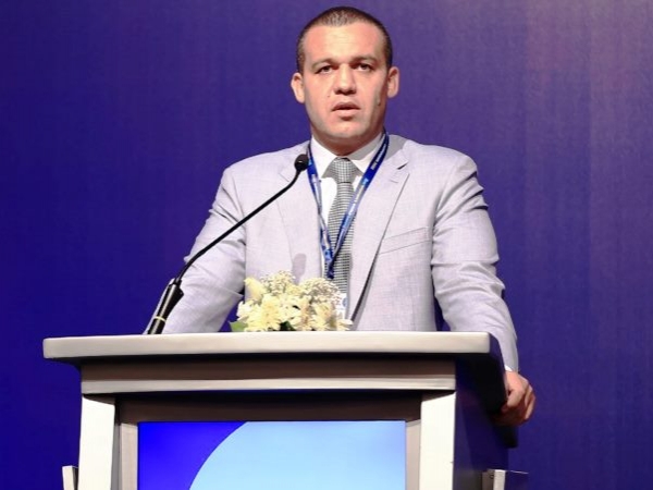 Ruso Umar Kremlev es reelecto como presidente de la Asociación Internacional de Boxeo