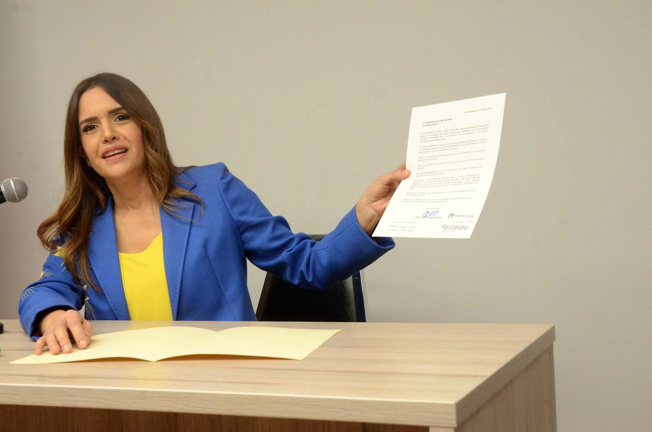 AMLO defiende nombramiento de Clara Luz Flores como titular del SENSP